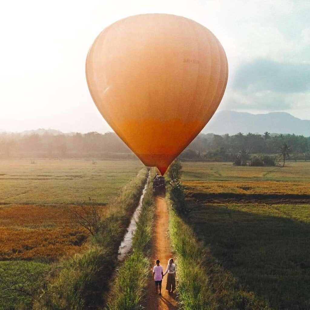 Sri Lanka Hot Air Ballooning - Sigiriya Lions Rock